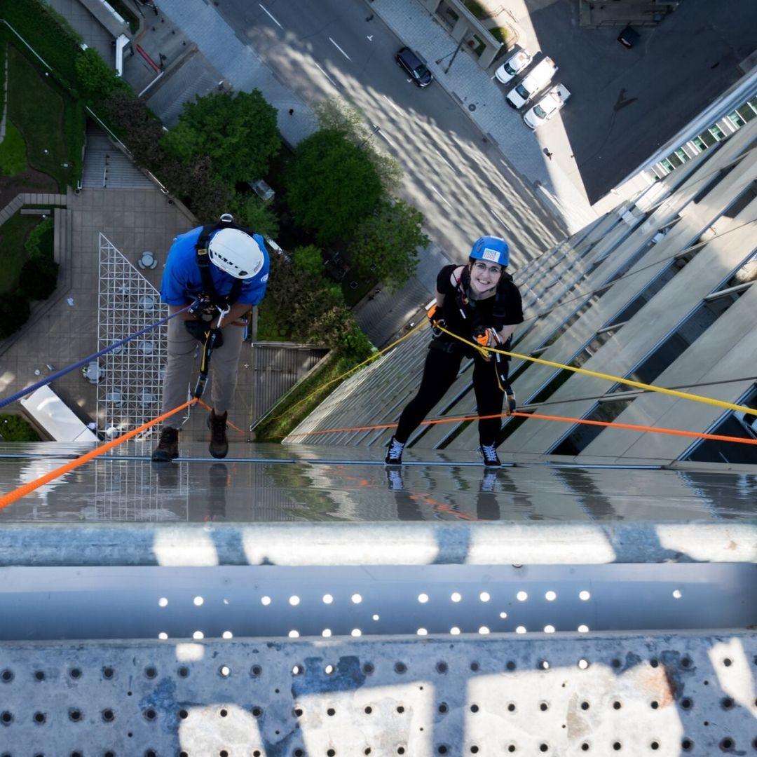 Descente en rappel urbain